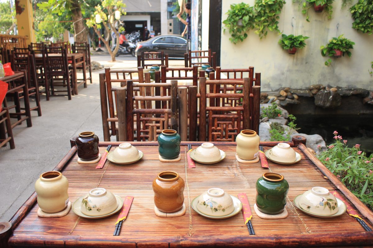 Độc đáo - nghệ thuật bia lu tại Đà Nẵng năm 2020